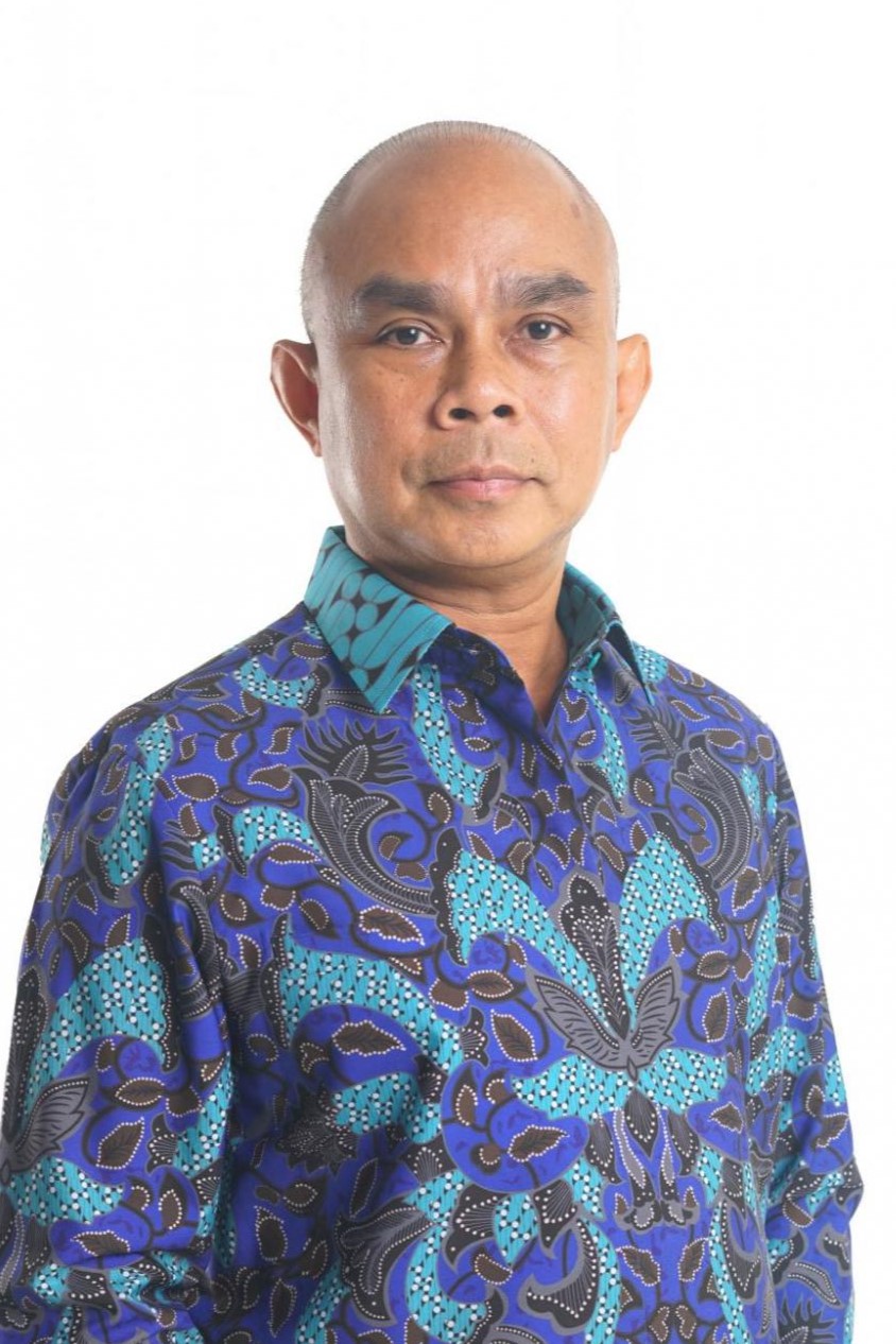 Management Profile | PT Sarana Menara Nusantara